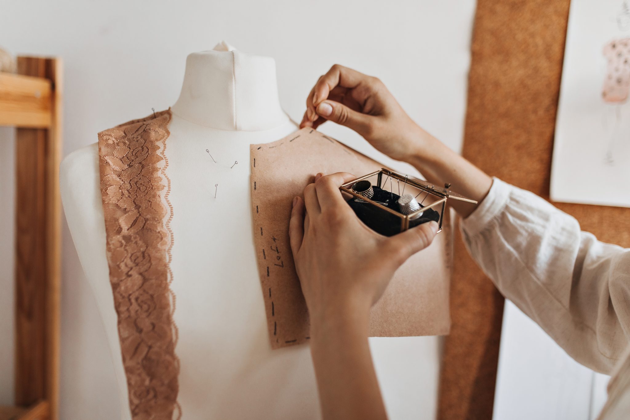 Modelagem de roupas: 10 técnicas para usar na sua confecção agora Modelagem de roupas: 10 técnicas para usar na sua confecção agora