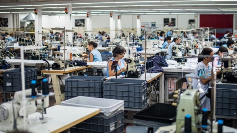 Fast fashion and sustainability: How can they coexist?