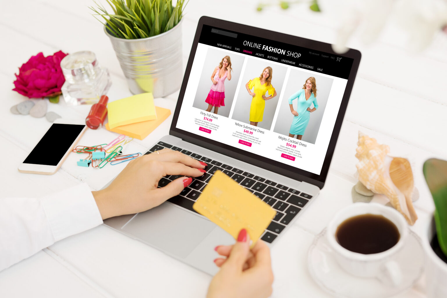 Como montar um e-commerce de moda? Descubra o passo a passo!